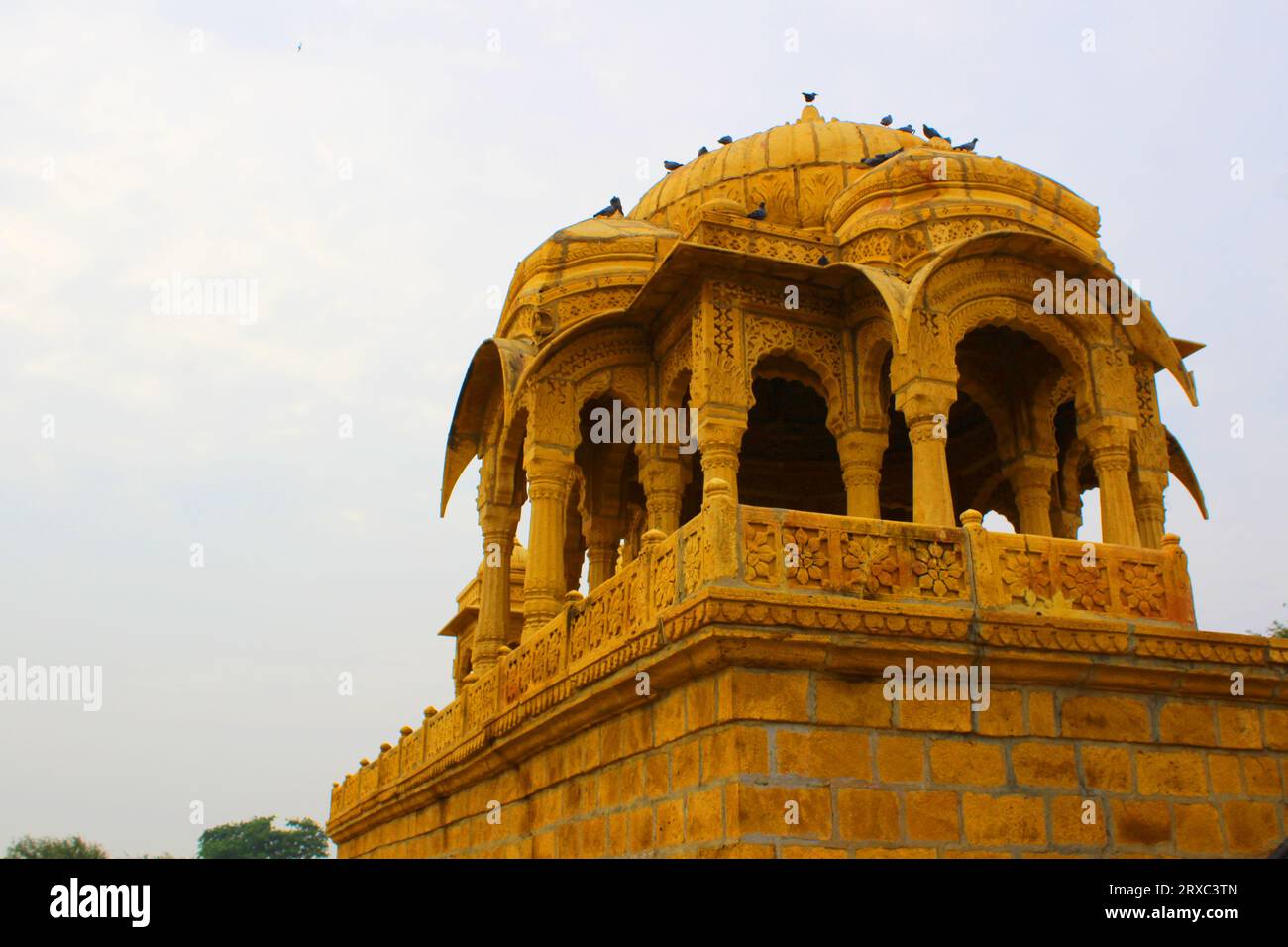 Chhatri hi-res stock photography and images - Alamy