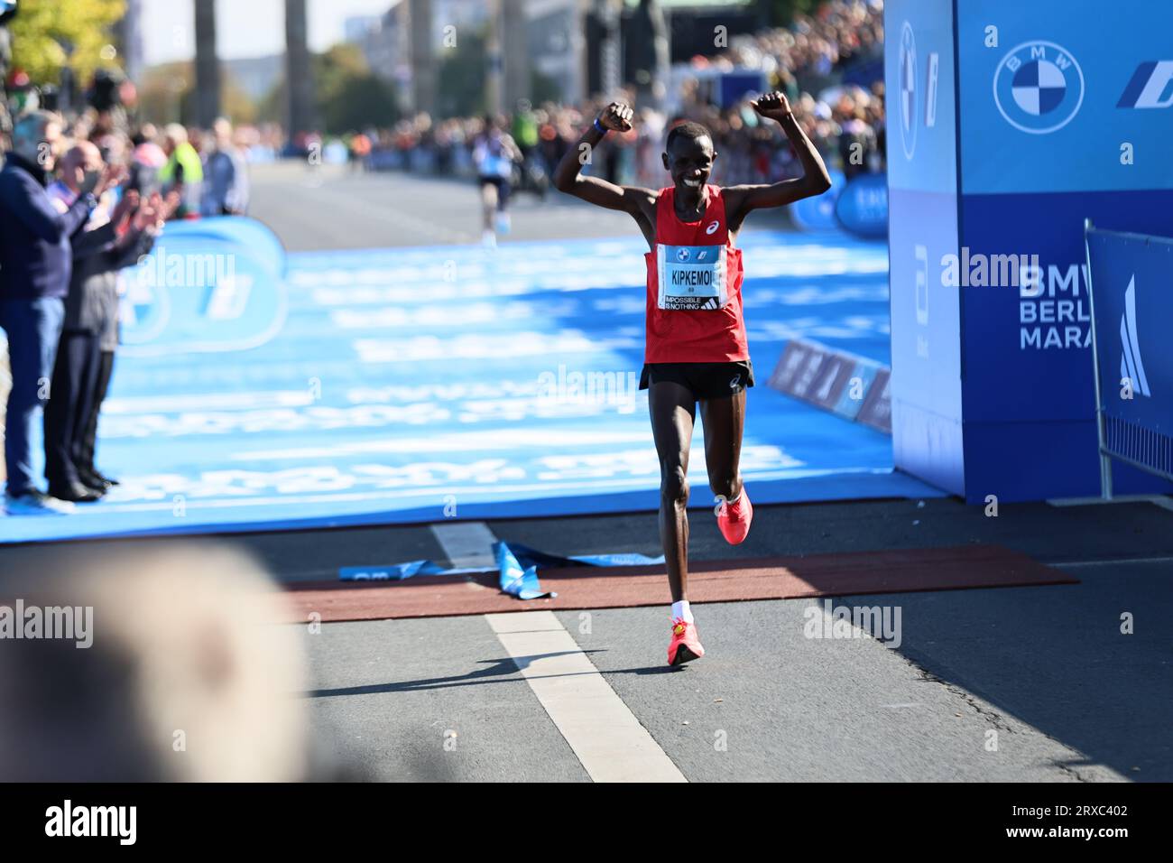 Vincent kipkemoi hi-res stock photography and images - Alamy