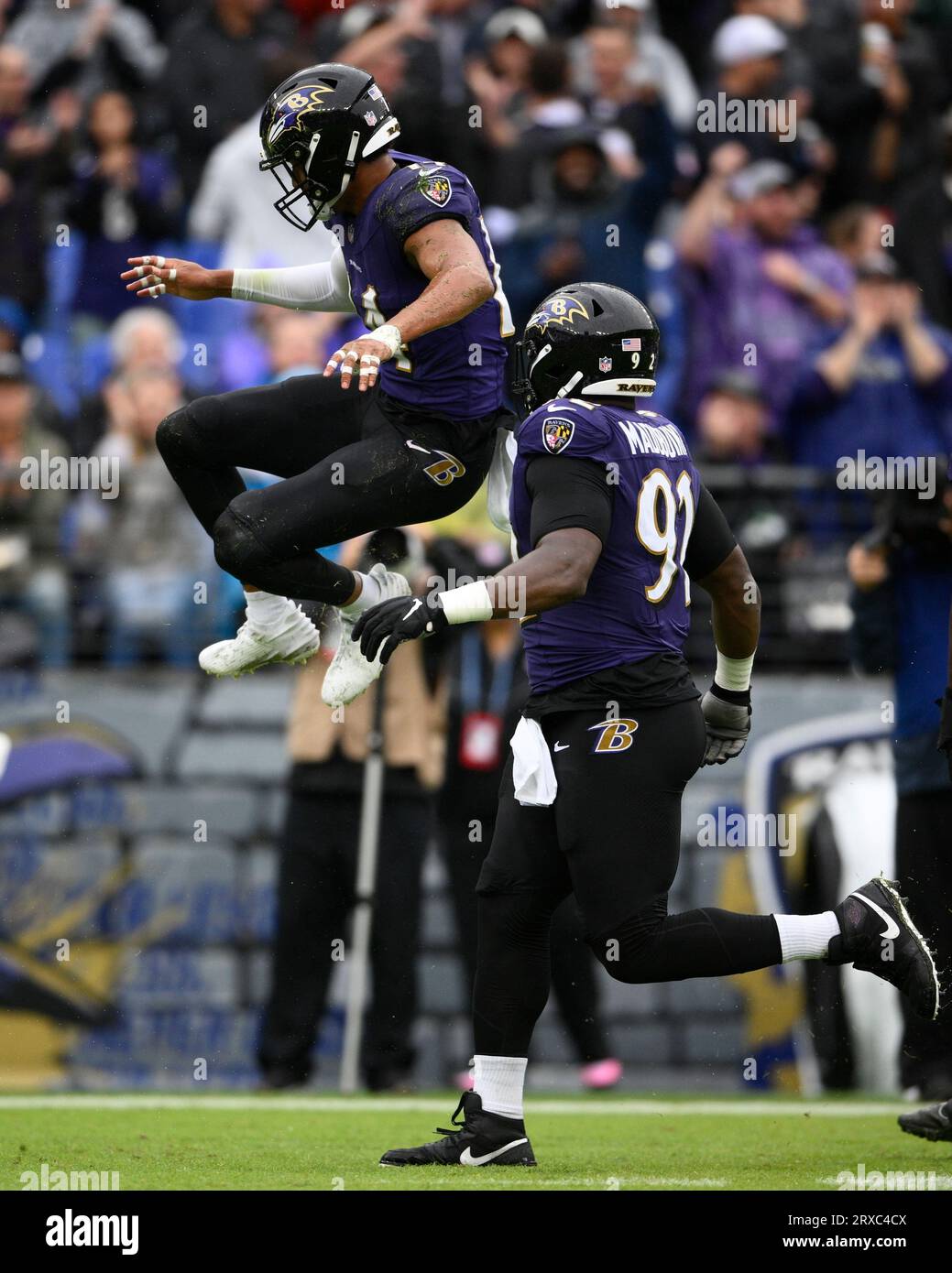 Baltimore Ravens safety Kyle Hamilton celebrates a sack of Indianapolis ...