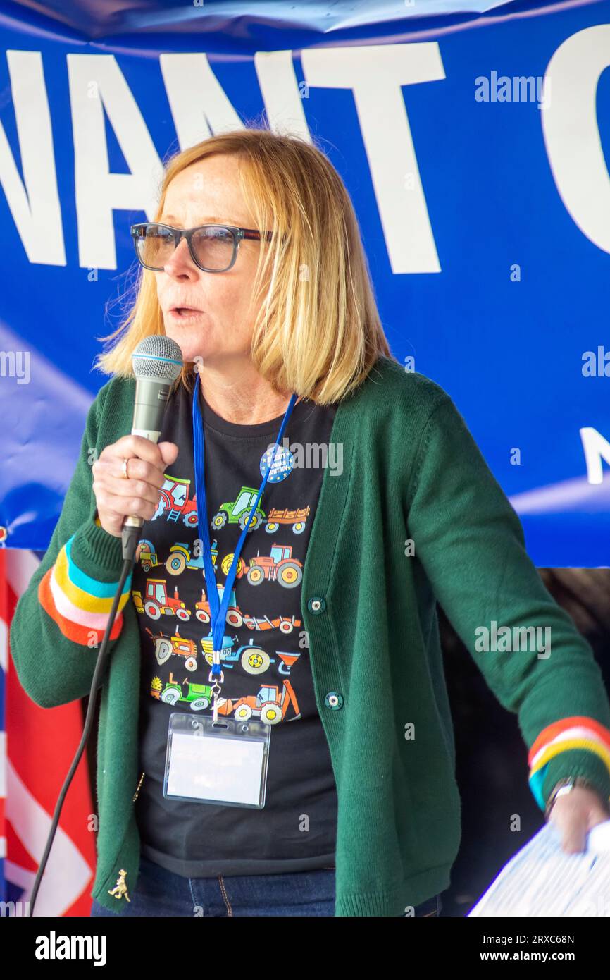 Liz webster hi-res stock photography and images - Alamy