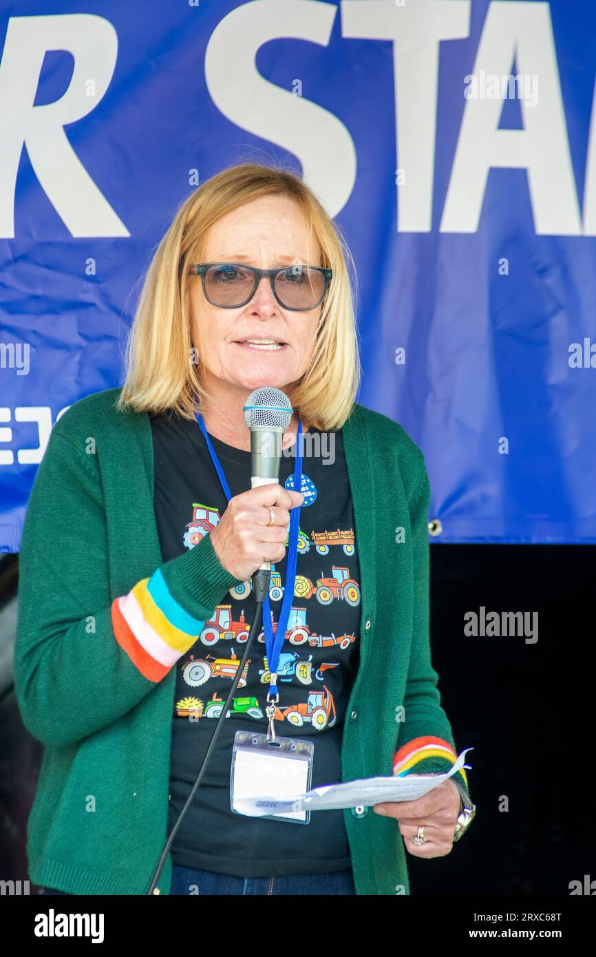 Liz webster hi-res stock photography and images - Alamy