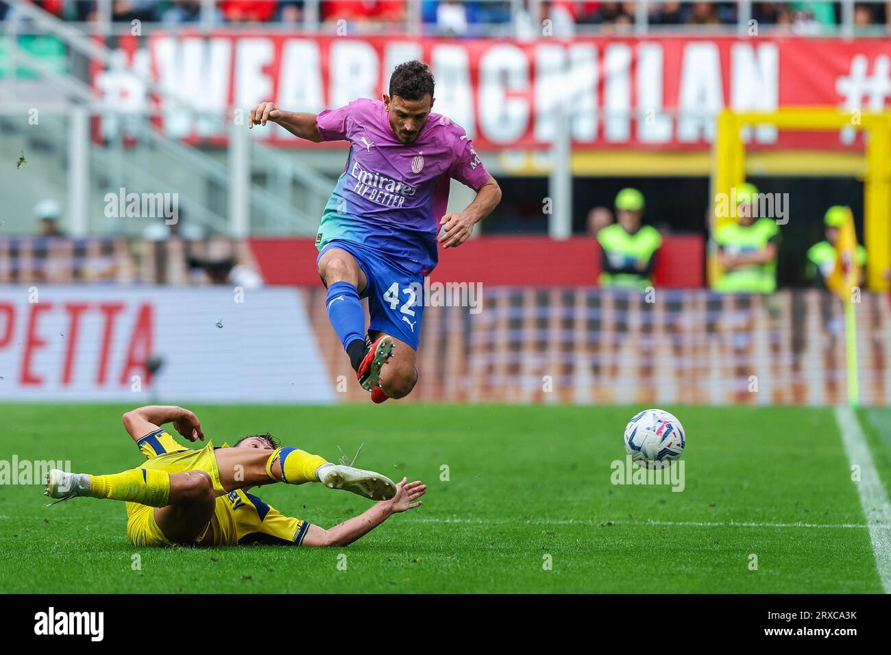 Milan, Italy. 23rd Sep, 2023. Alessandro Florenzi of AC Milan (R) and ...