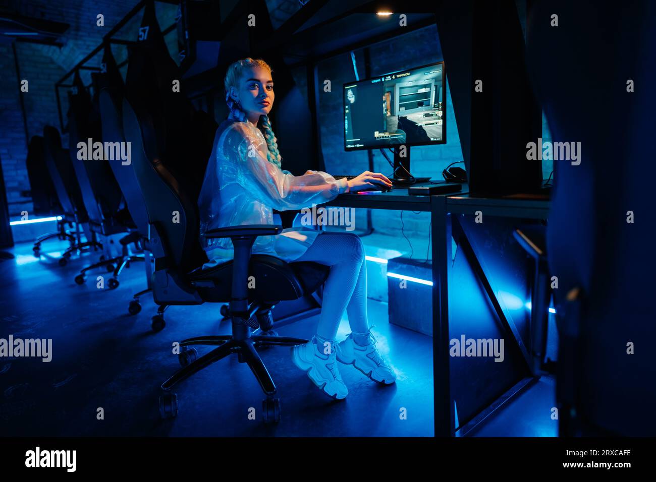 Gamer anime hi-res stock photography and images - Alamy