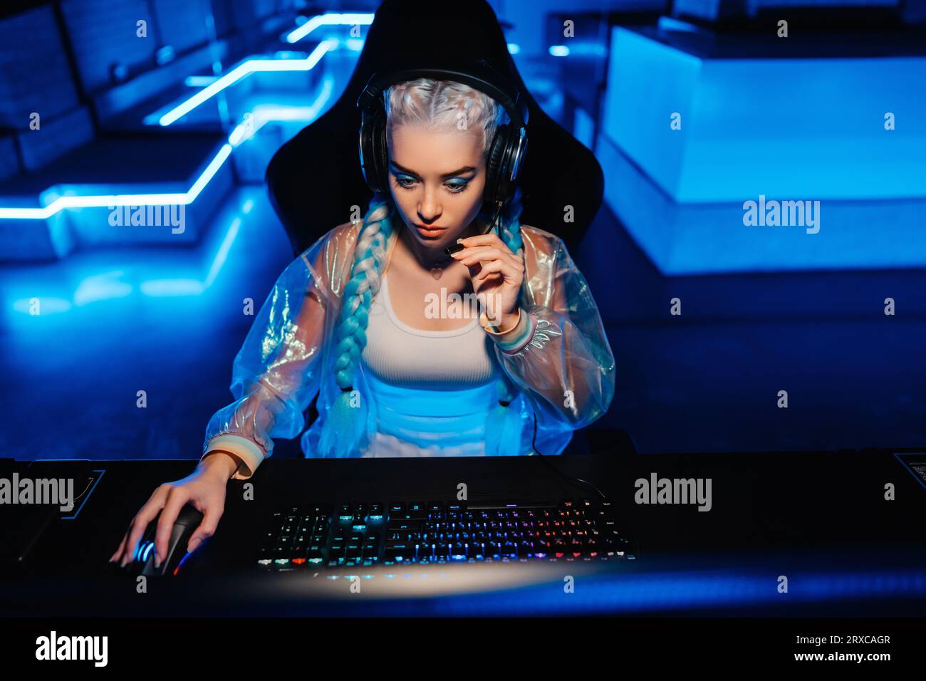 Gamer anime hi-res stock photography and images - Alamy