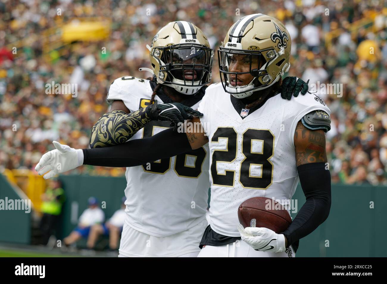 New Orleans Saints cornerback Lonnie Johnson Jr. (28) celebrates his ...
