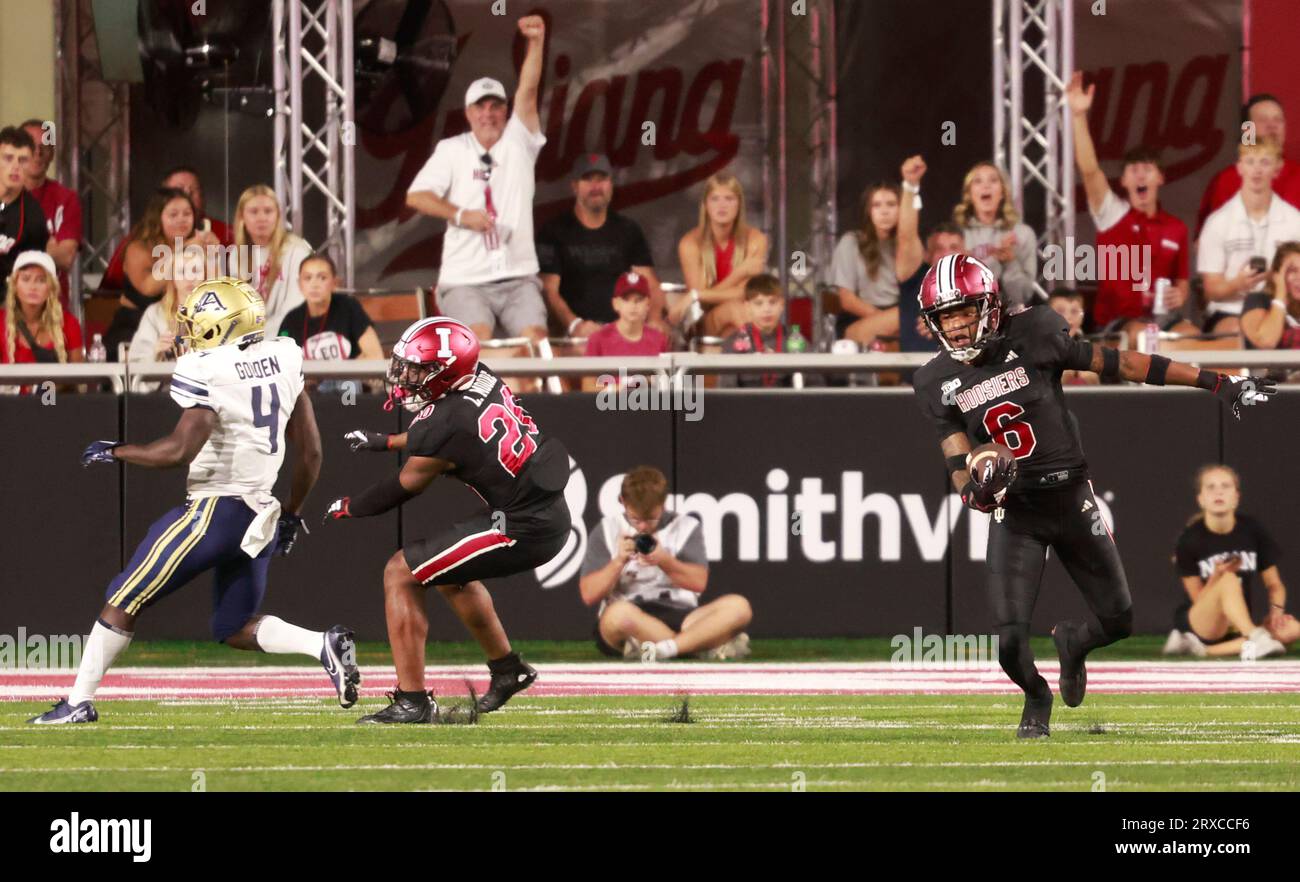 29 27 hi-res stock photography and images - Alamy