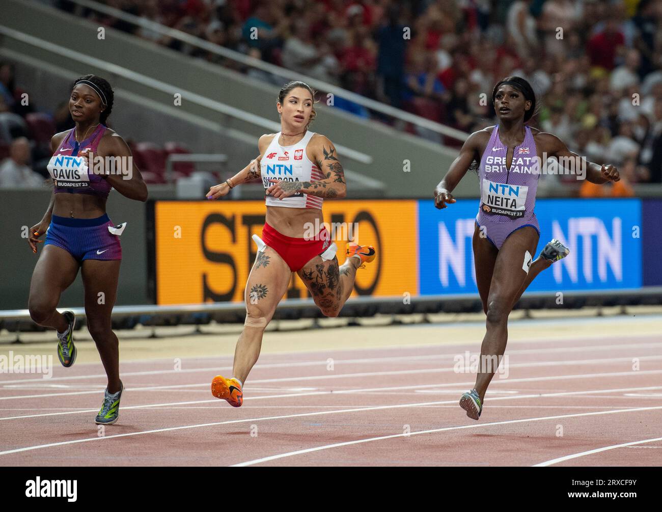 Ewa Swoboda of Poland competing in the 100m semi-finals at the World ...