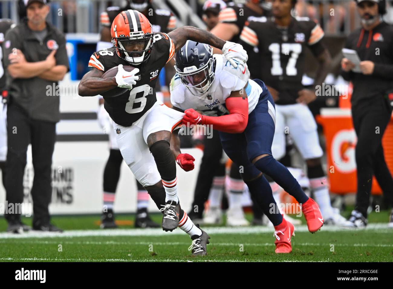 Cleveland Browns wide receiver Elijah Moore (8) runs for extra yards ...