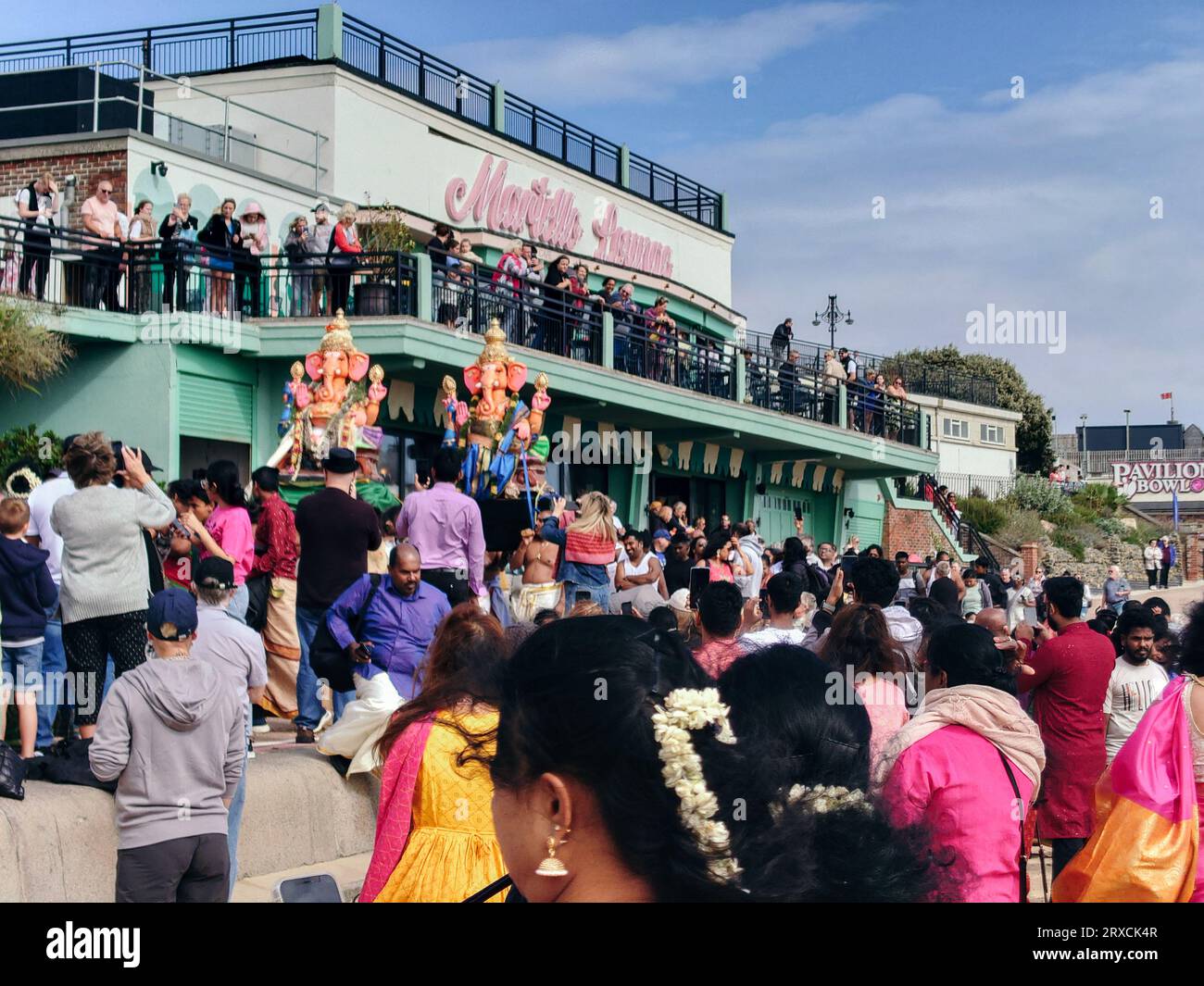 Clacton on Sea, UK. 24th September 2023. Hindu devotees gather by the ...
