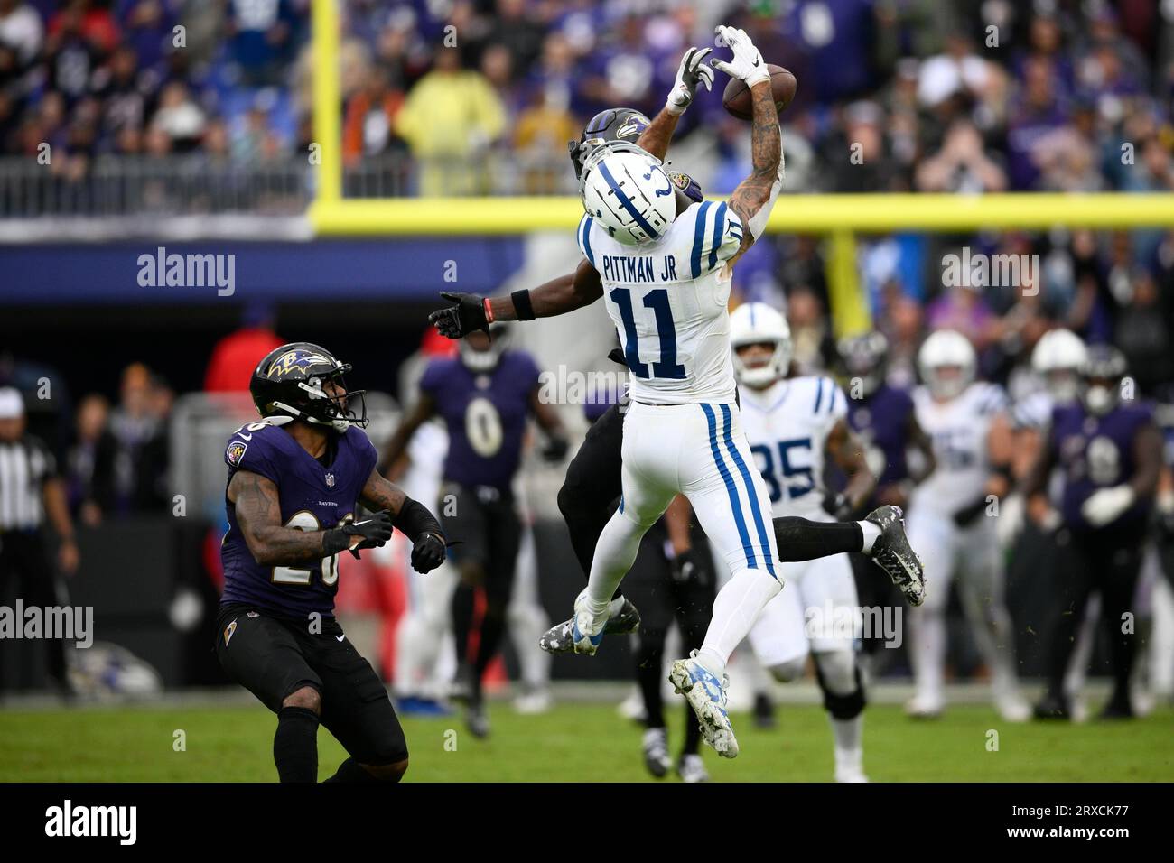 Indianapolis Colts wide receiver Michael Pittman Jr. (11) makes a catch ...