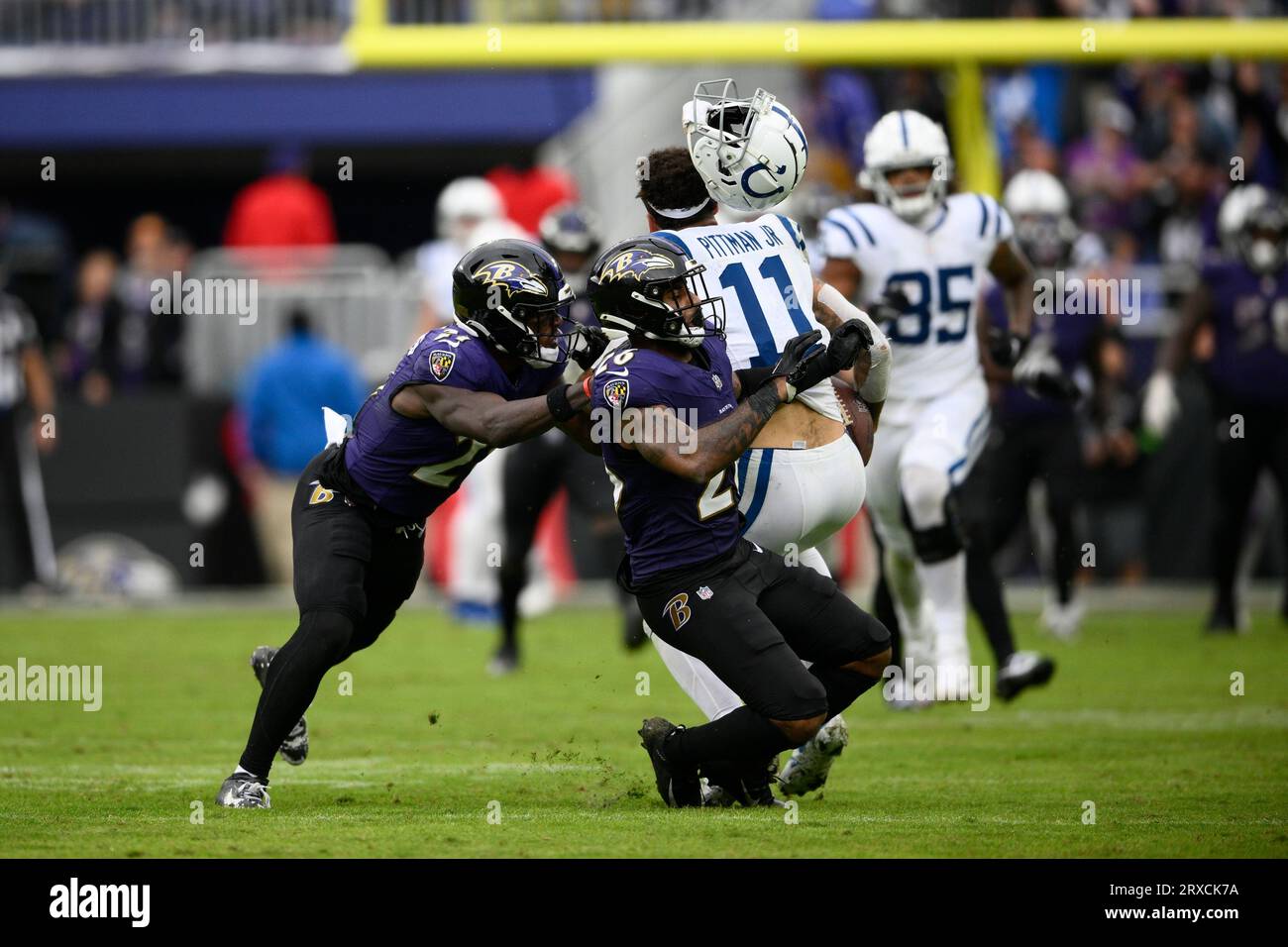 Indianapolis Colts wide receiver Michael Pittman Jr. (11) makes a catch ...