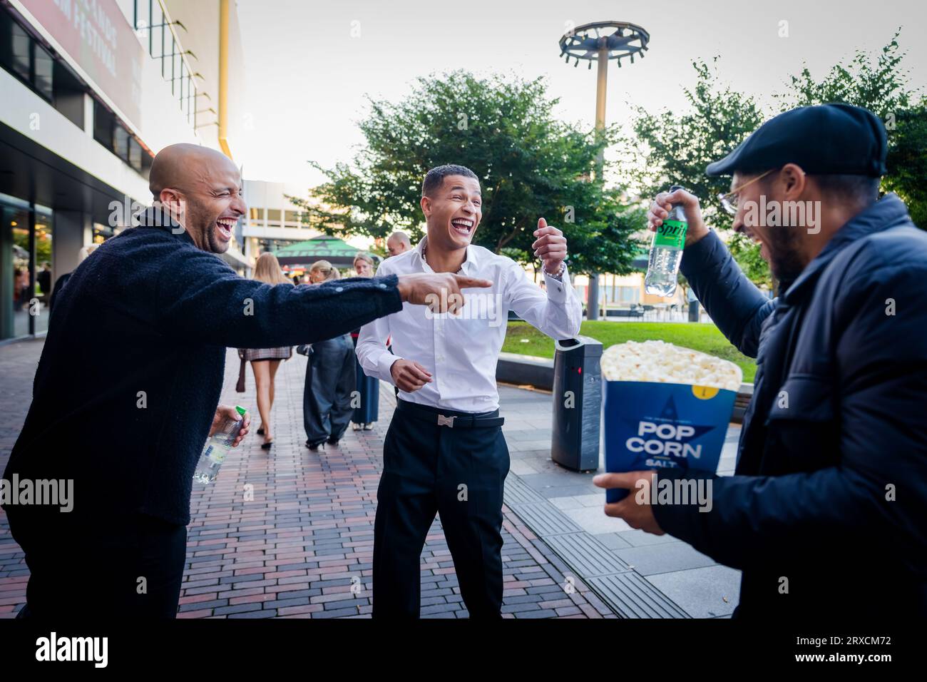 UTRECHT - Actor and rapper Bilal Wahib (M) together with actor Walid ...