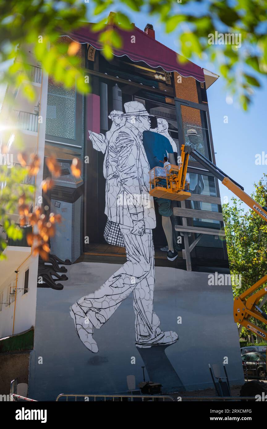 Crane festival france hi-res stock photography and images - Alamy