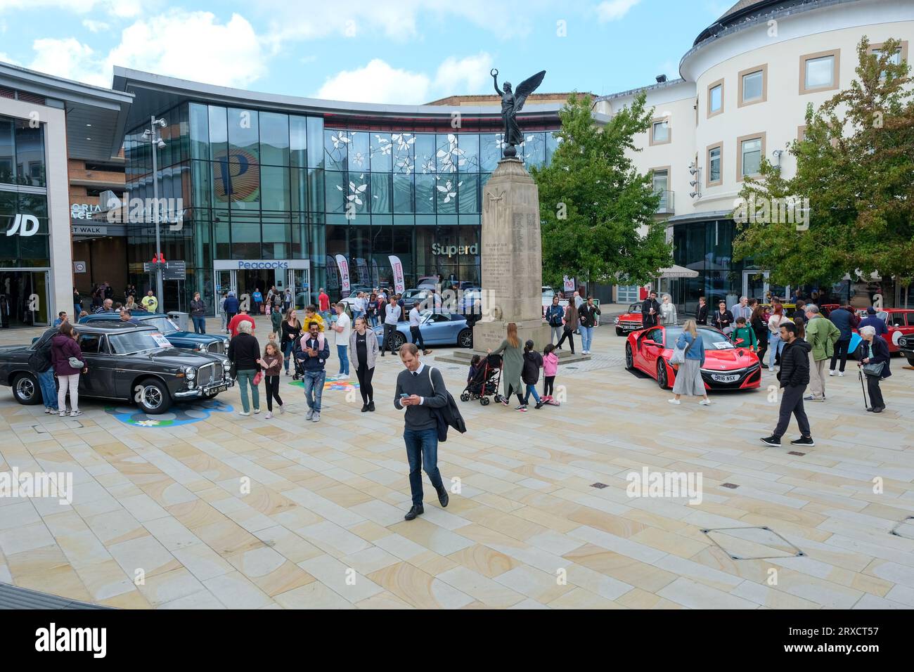 The peacocks shopping centre hi-res stock photography and images - Alamy