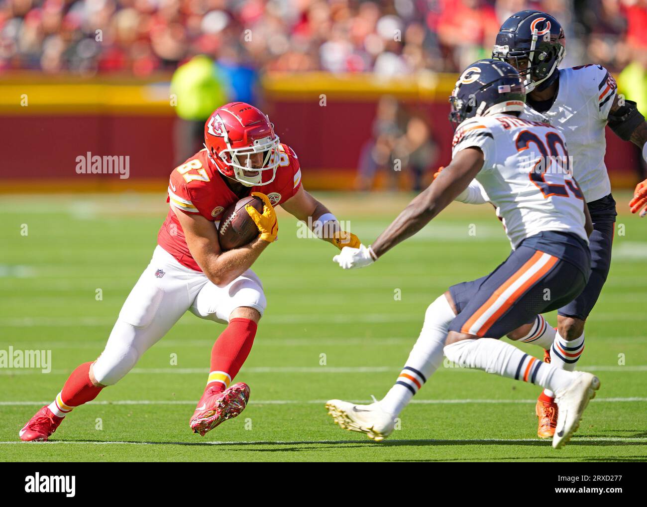 Travis kelce 2023 hi-res stock photography and images - Alamy