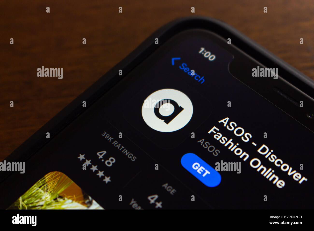 Global fashion industry hi-res stock photography and images - Alamy