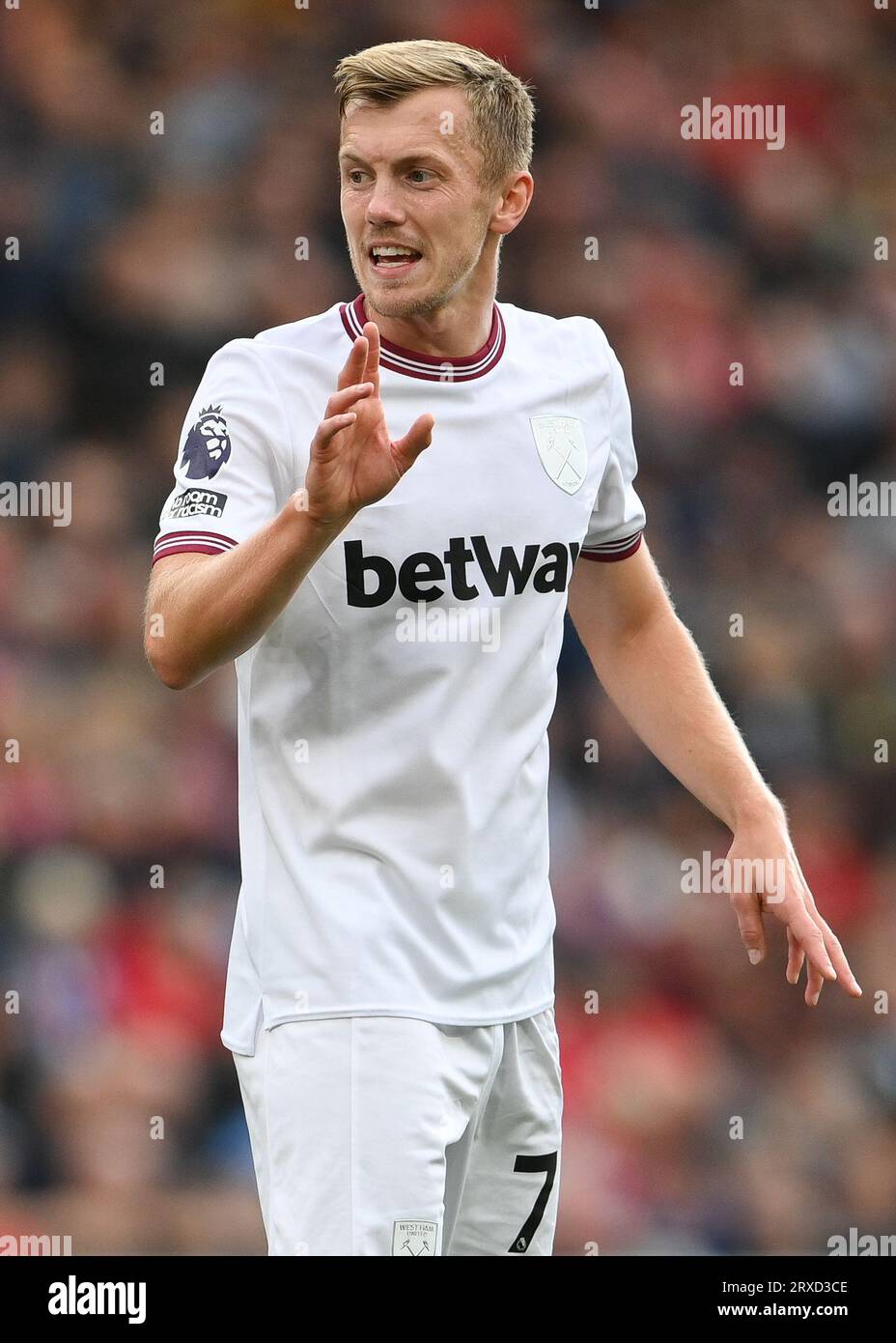 James ward prowse west ham hi-res stock photography and images - Alamy