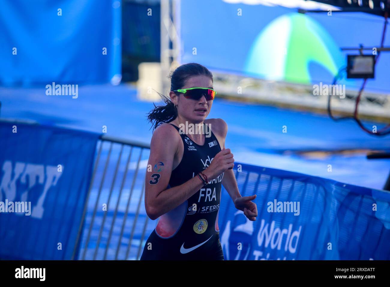 Nina eim hi-res stock photography and images - Alamy