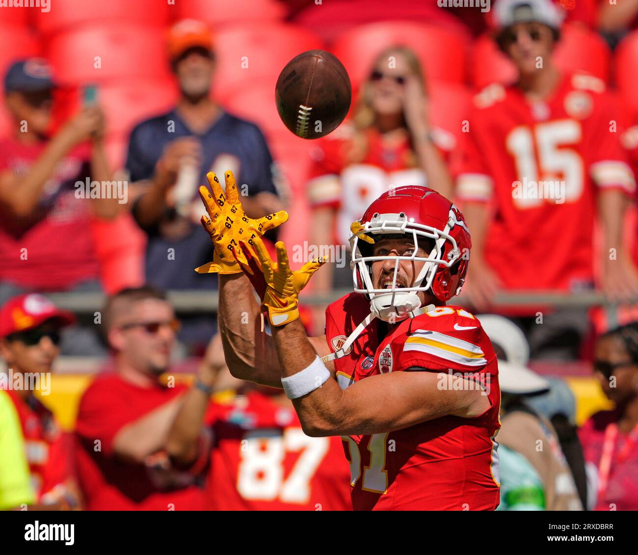 Travis kelce 2023 hi-res stock photography and images - Alamy