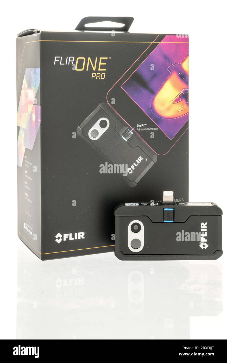 Flir one thermal camera hi-res stock photography and images - Alamy