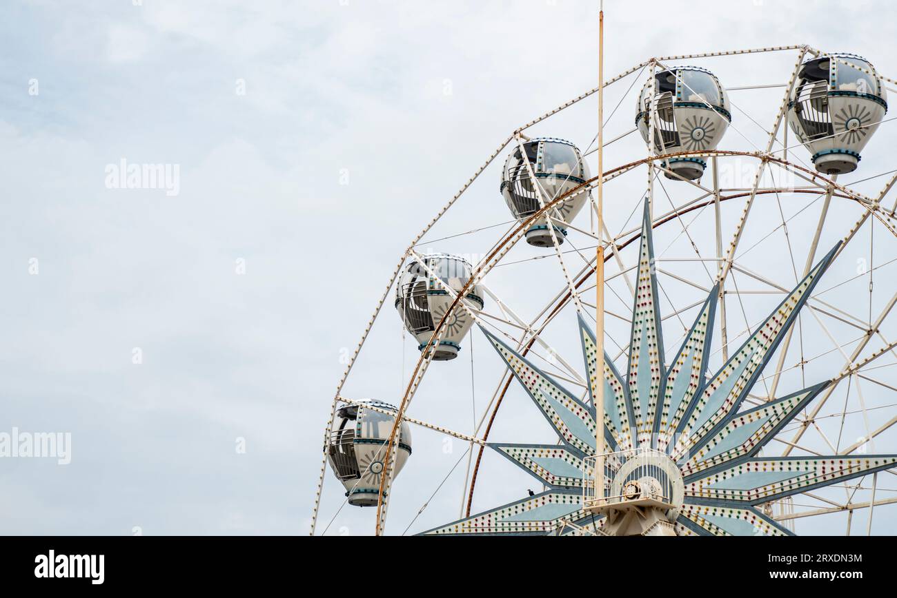 Ferris wheel in amusement hi-res stock photography and images - Alamy
