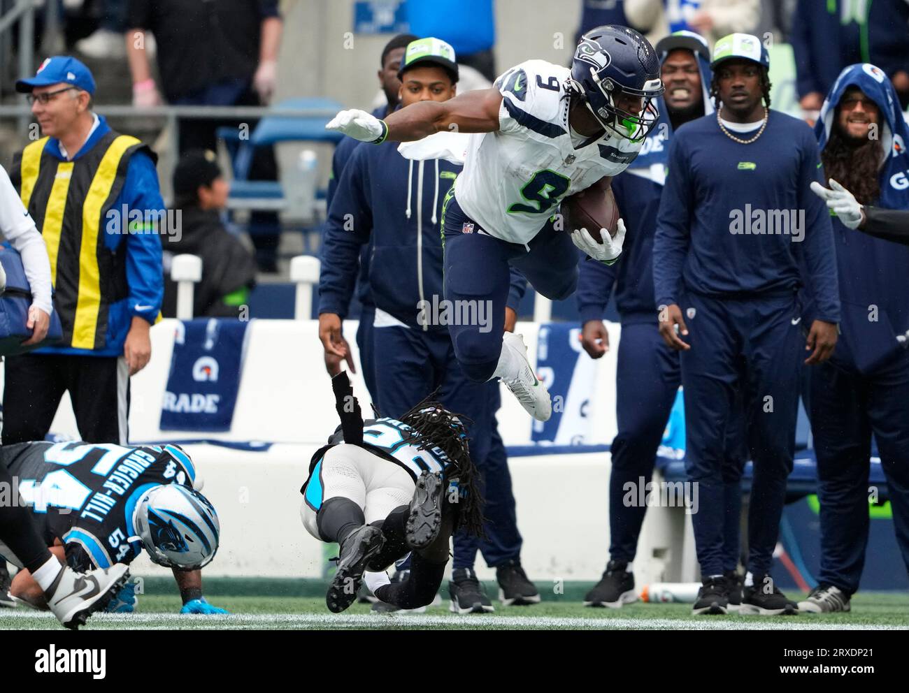 Seattle Seahawks running back Kenneth Walker III (9) jumps over a ...