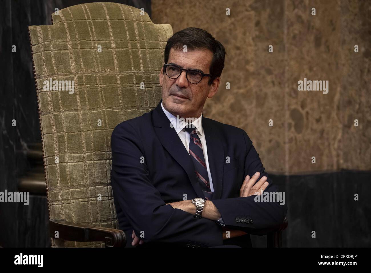 Municipal chamber of porto hi-res stock photography and images - Alamy