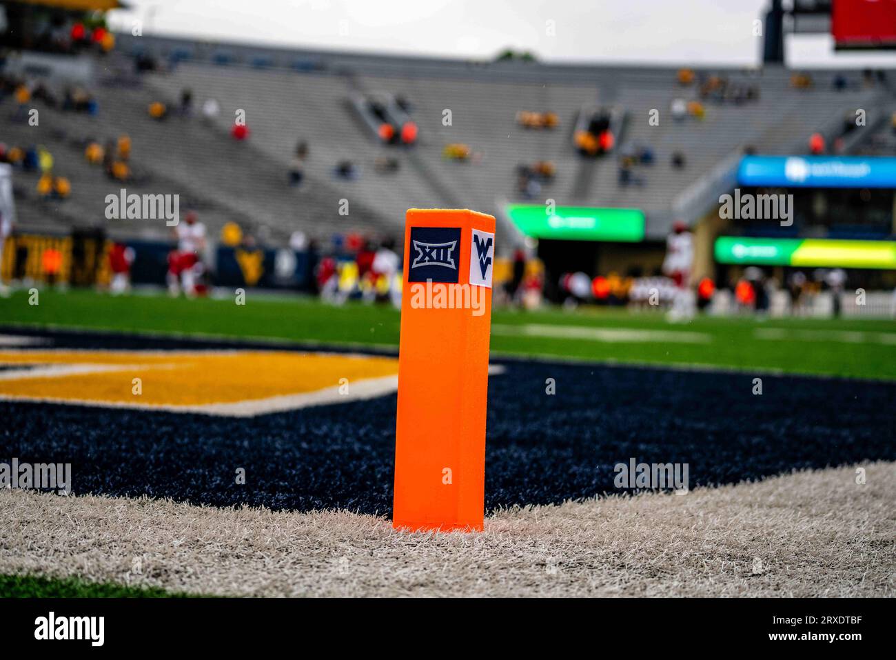 West virginia virginia tech football hi-res stock photography and ...