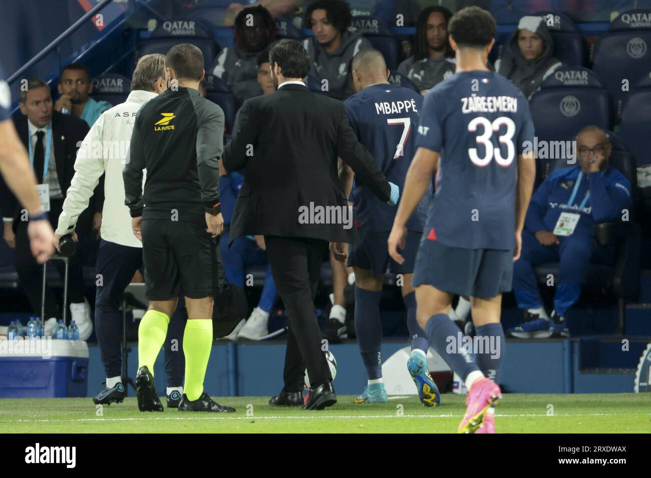 Injured, Kylian Mbappe of PSG leaves the pitch during the French ...