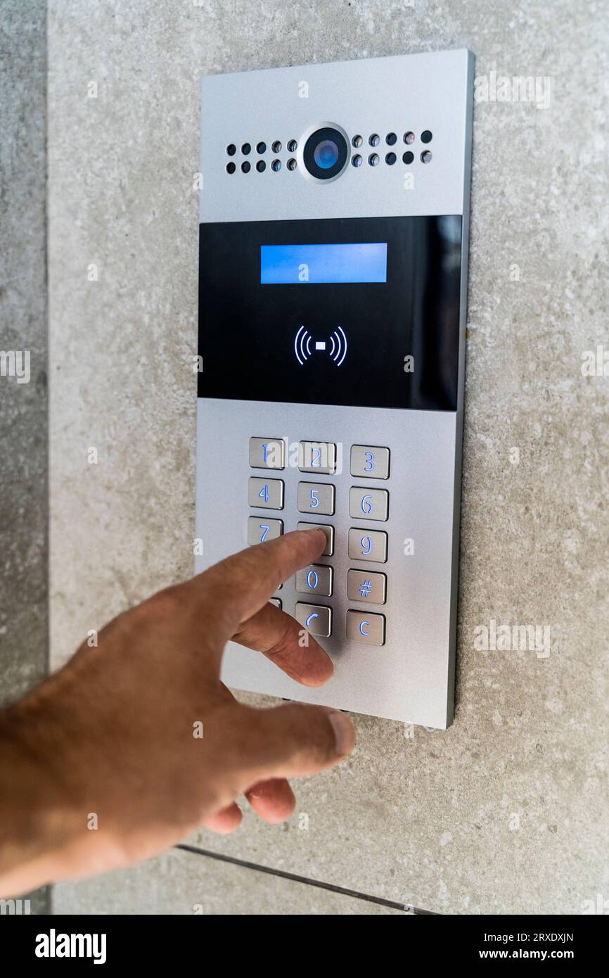 Smart key ring hi-res stock photography and images - Alamy