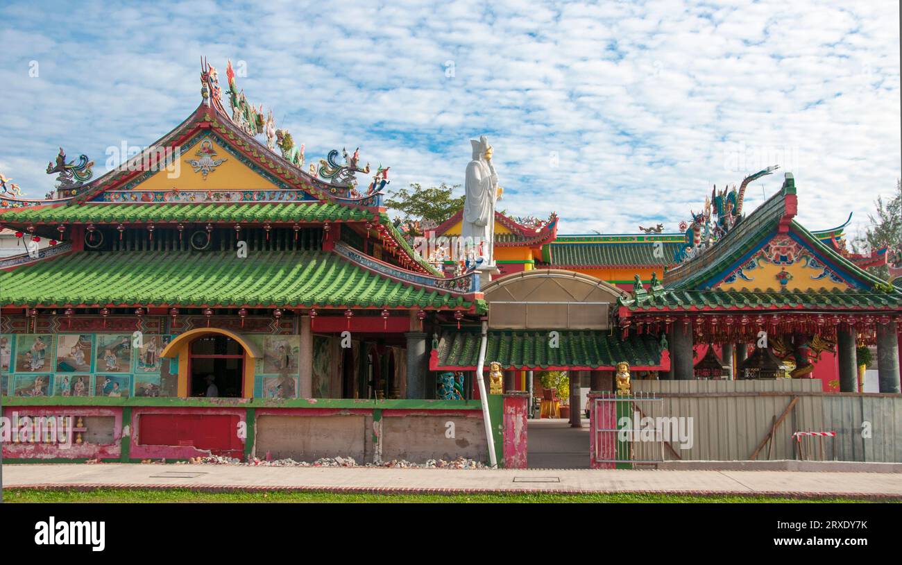 Chinese temple in Miri, Sarawak, Malaysia Stock Photo - Alamy