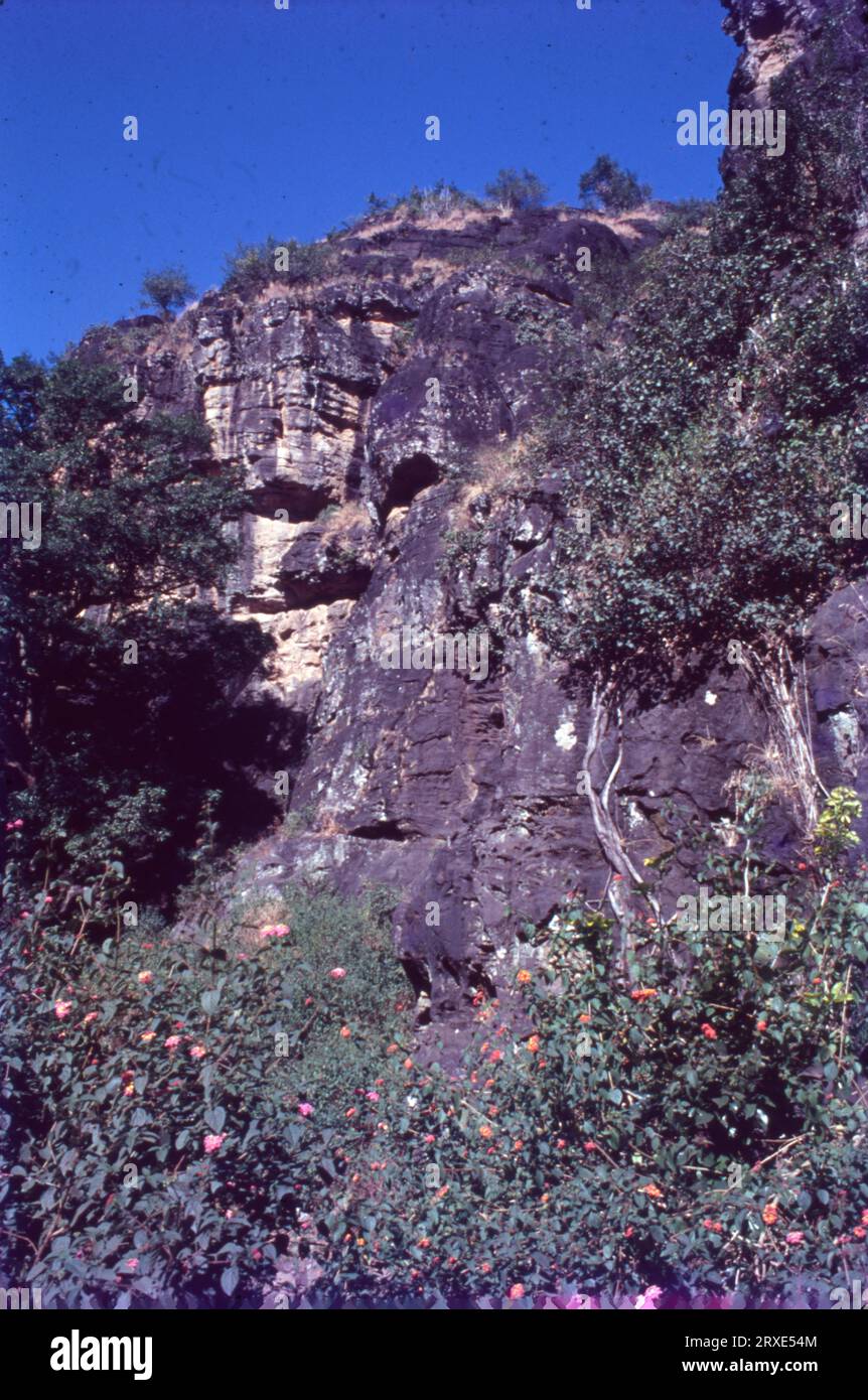 Rocky Mountains of Panchmarhi, Madhya Pradesh, Dhupgarh, the highest ...