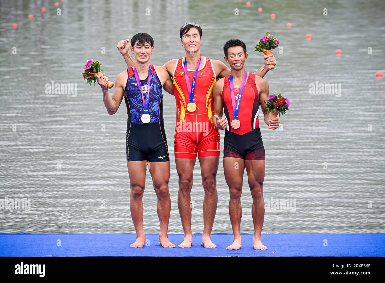 Hangzhou, China's Zhejiang Province. 25th Sep, 2023. Gold medalist ...