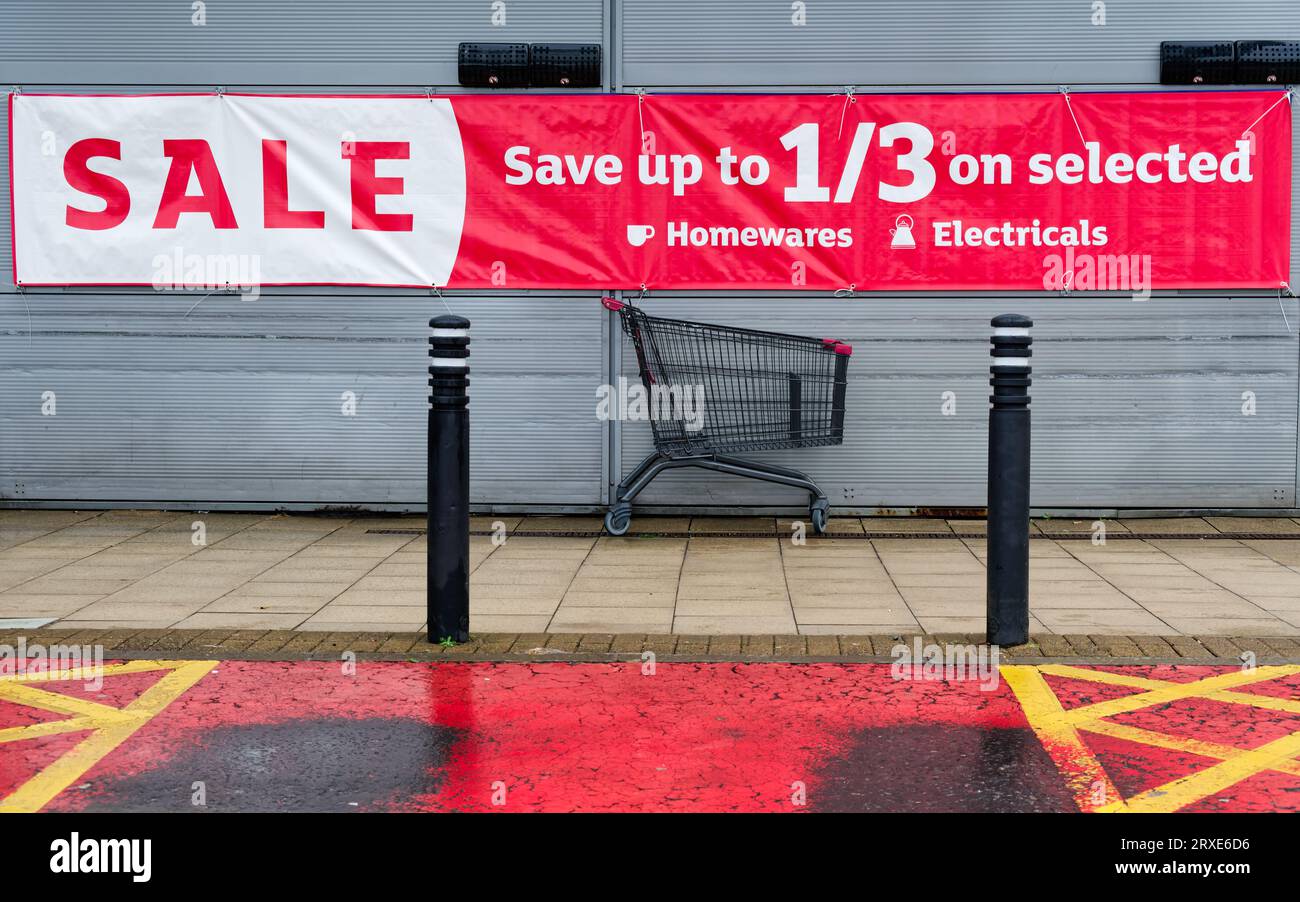 Poster banner shop window outside hi-res stock photography and images ...