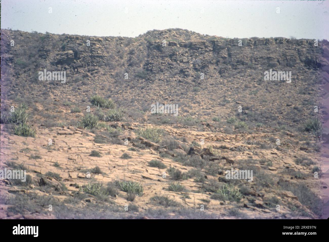Black Mountain (Kala Dungar) Kutch, Top Crust Break Into Square Slabs ...