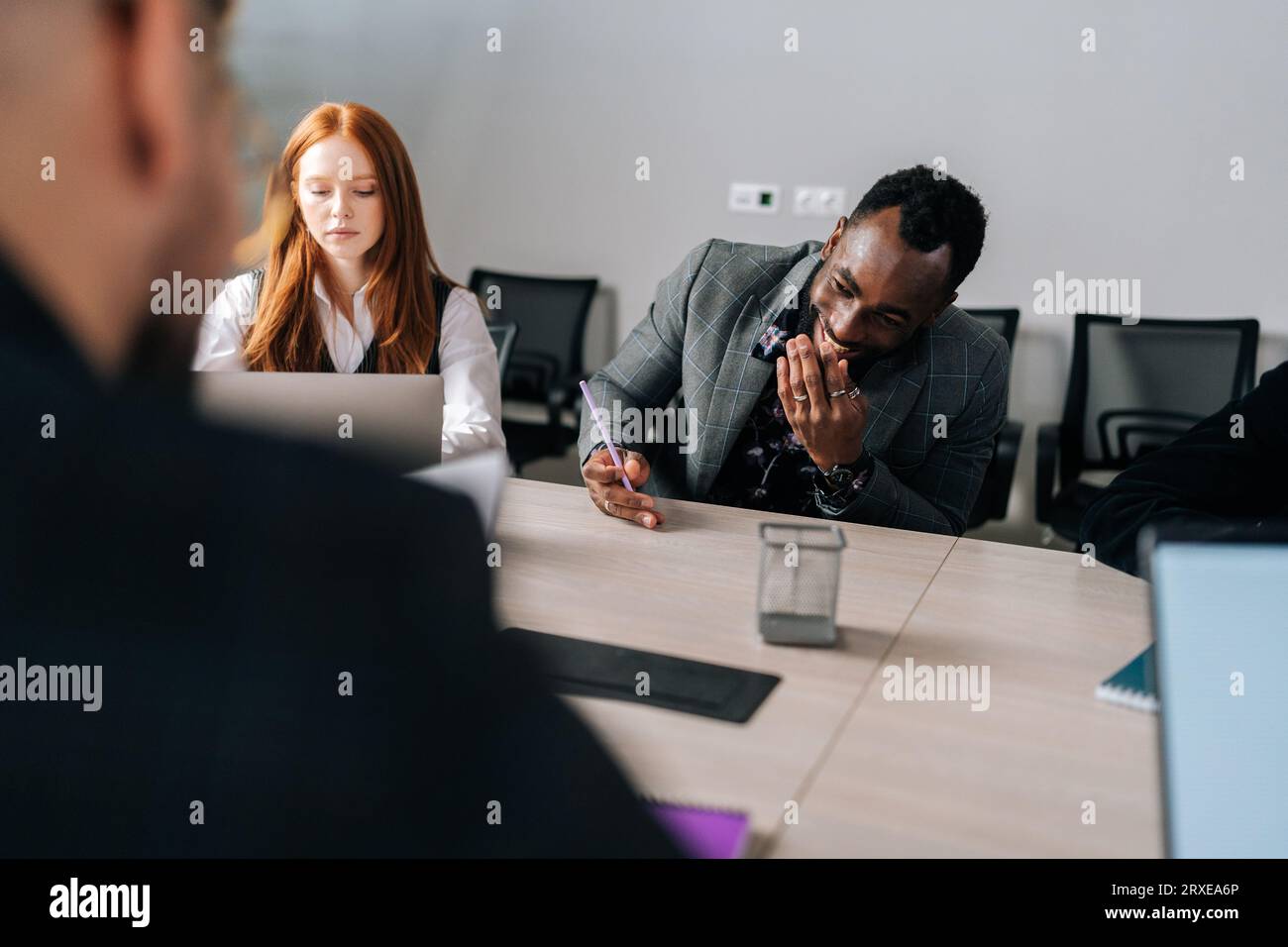 Negotiations process hi-res stock photography and images - Alamy