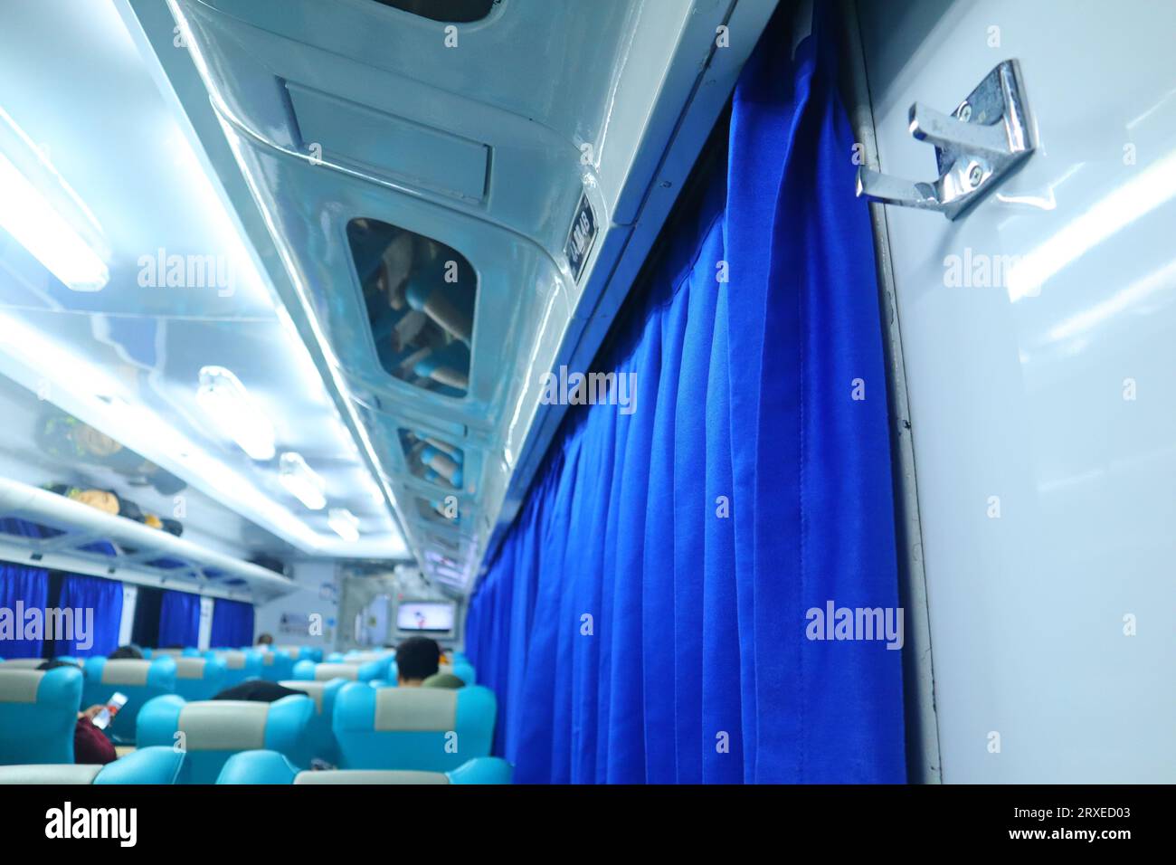 Train luggage racks hi-res stock photography and images - Alamy