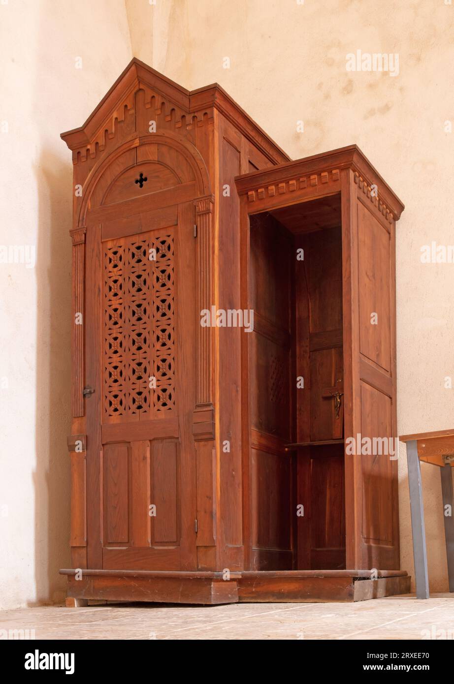 Confession box christianity hi-res stock photography and images - Alamy