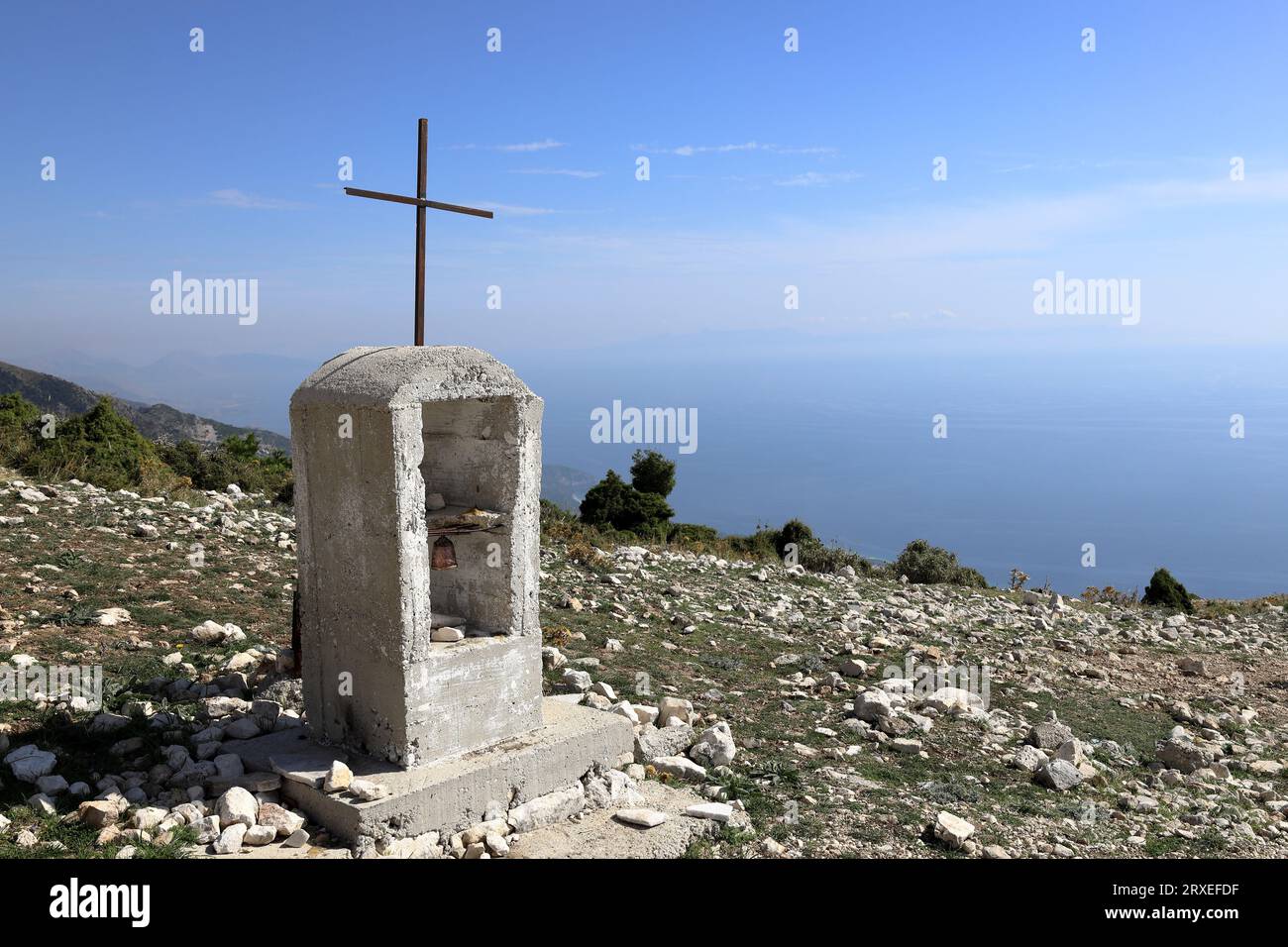 Sh8 road hi-res stock photography and images - Alamy