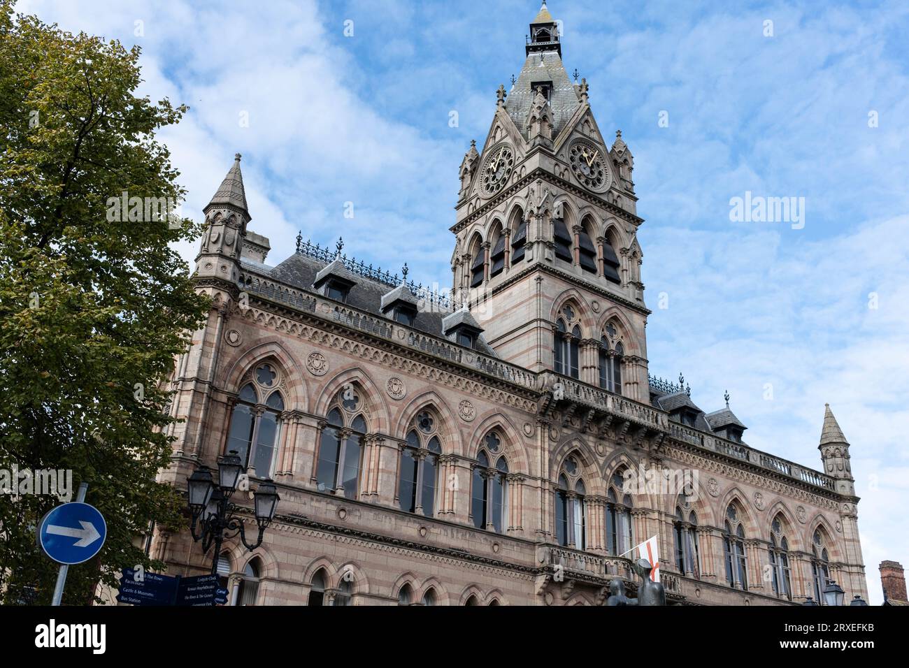 Chester town centre hi-res stock photography and images - Alamy