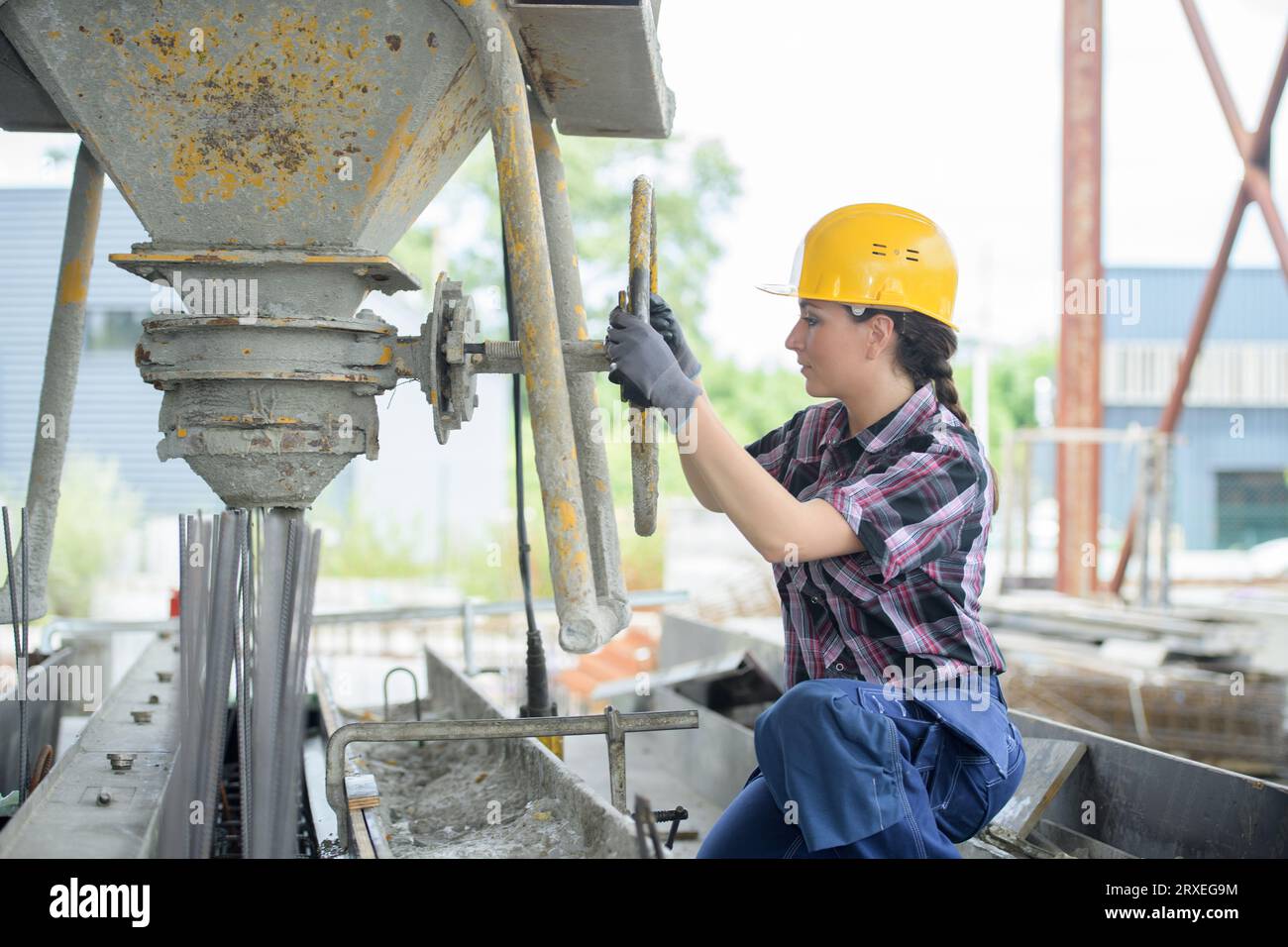 Woman cement mixer hi-res stock photography and images - Alamy