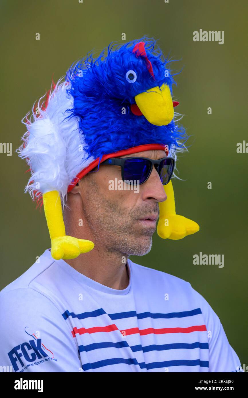 Chicken hat hi-res stock photography and images - Alamy