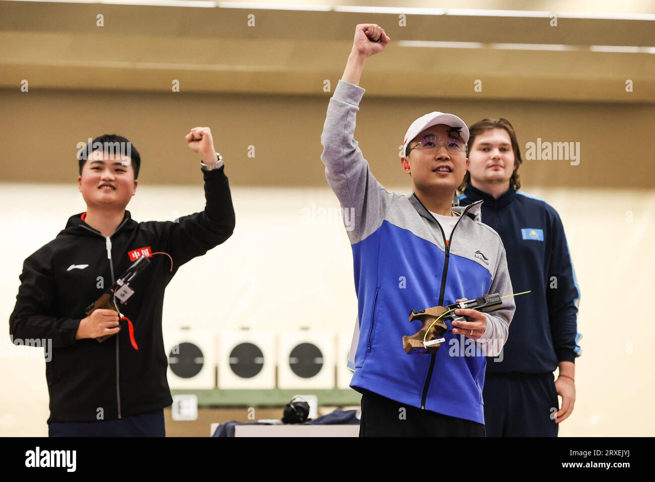 Hangzhou, China's Zhejiang Province. 25th Sep, 2023. Li Yuehong (C) and ...