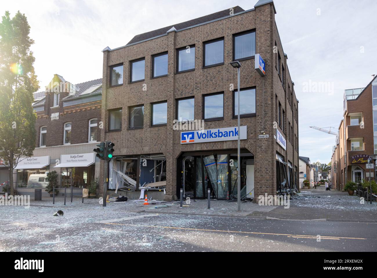 Erfstadt, Germany. 25th Sep, 2023. A badly damaged storefront of a bank ... Erfstadt, Germany. 25th Sep, 2023. A badly damaged storefront of a bank ...