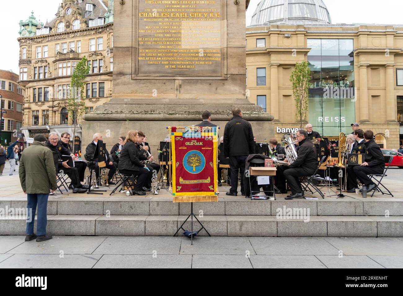 Felling band hi-res stock photography and images - Alamy