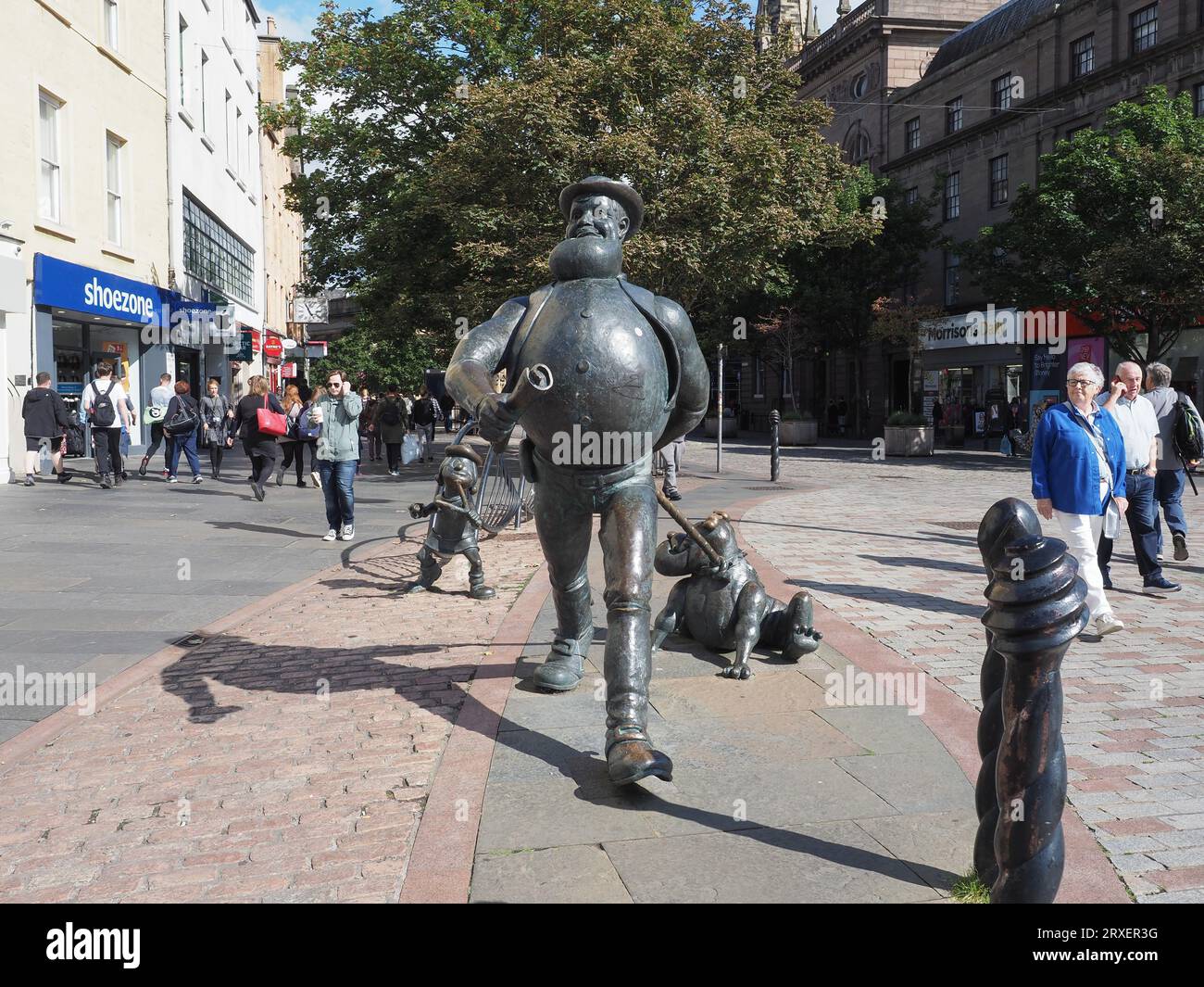Desperate dan dundee 2001 hi-res stock photography and images - Alamy
