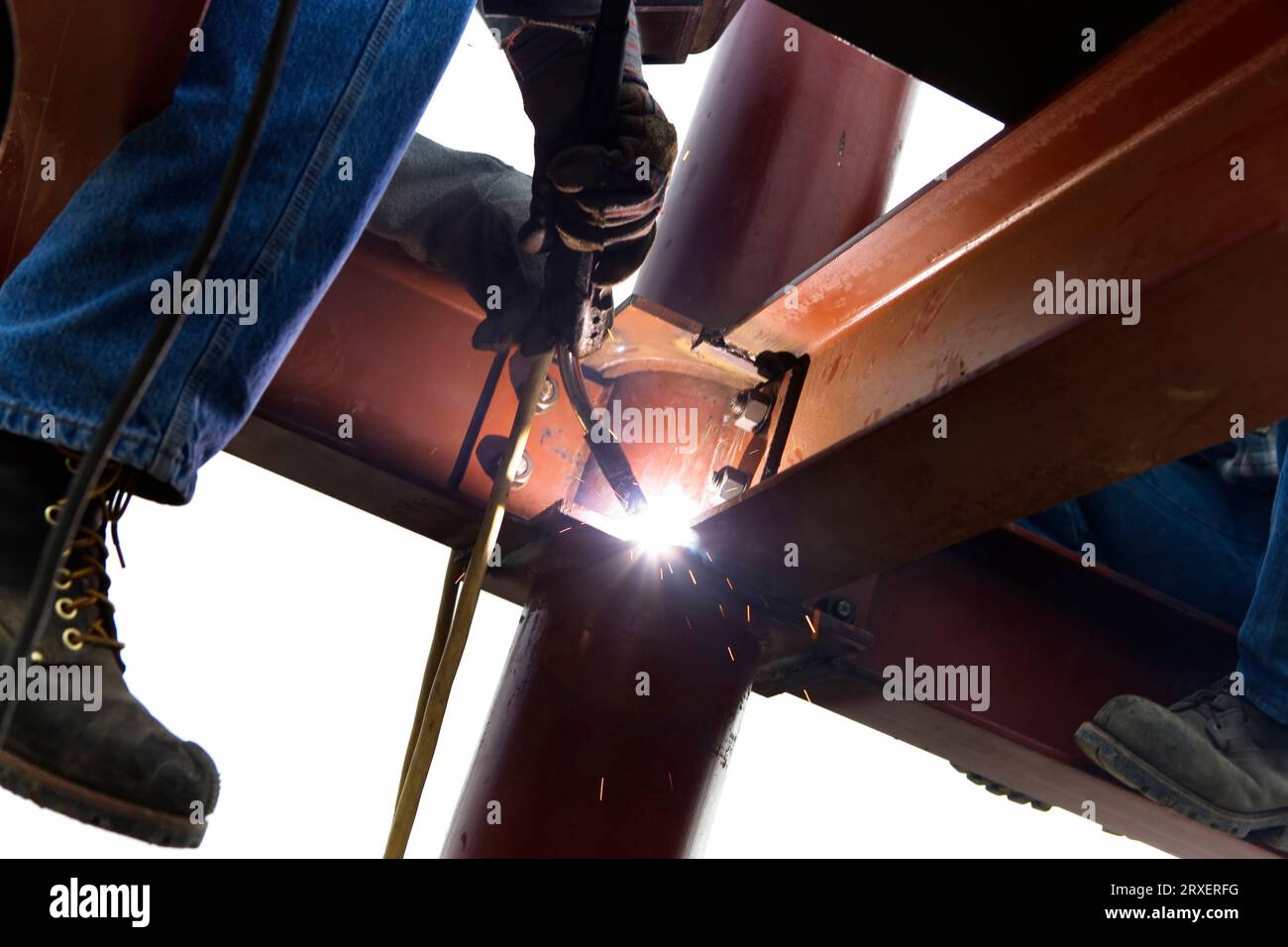 Welder working outside hi-res stock photography and images - Alamy