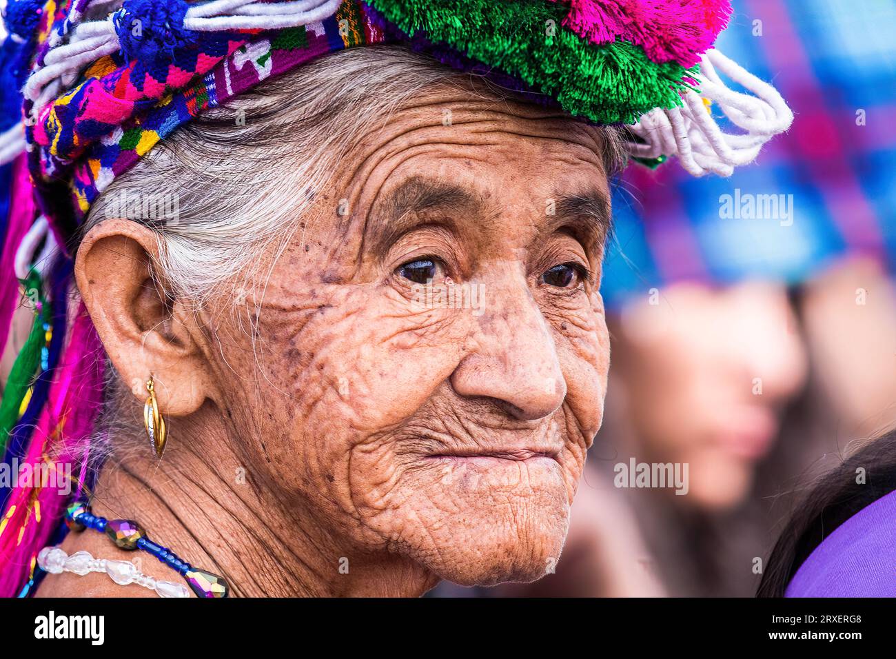 An elderly Maya lady Stock Photo - Alamy