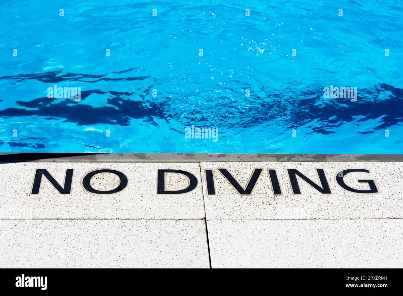 No Diving sign at the waters edge, The Floating Pool at Brooklyn Bridge ...