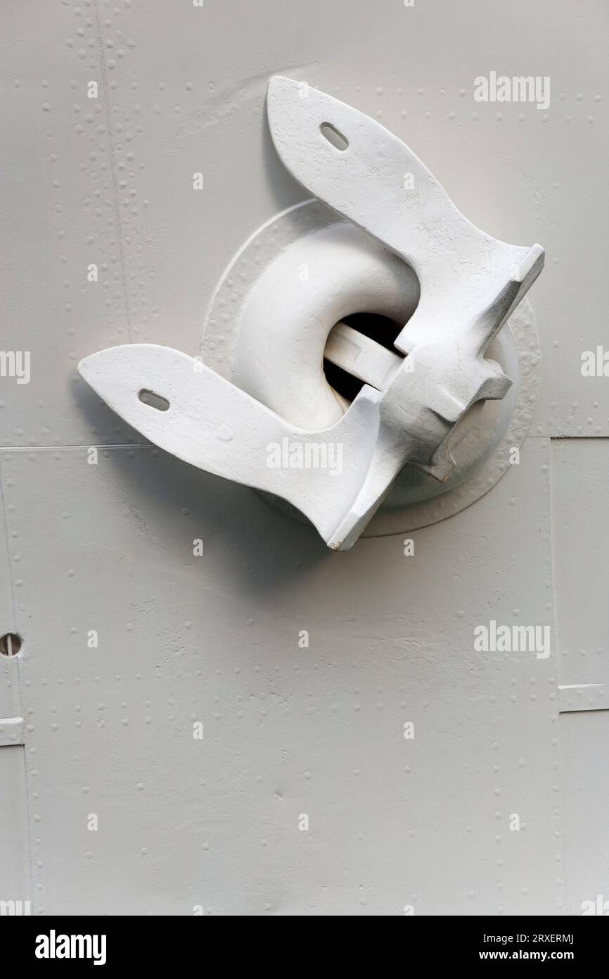 Metal hull hi-res stock photography and images - Alamy